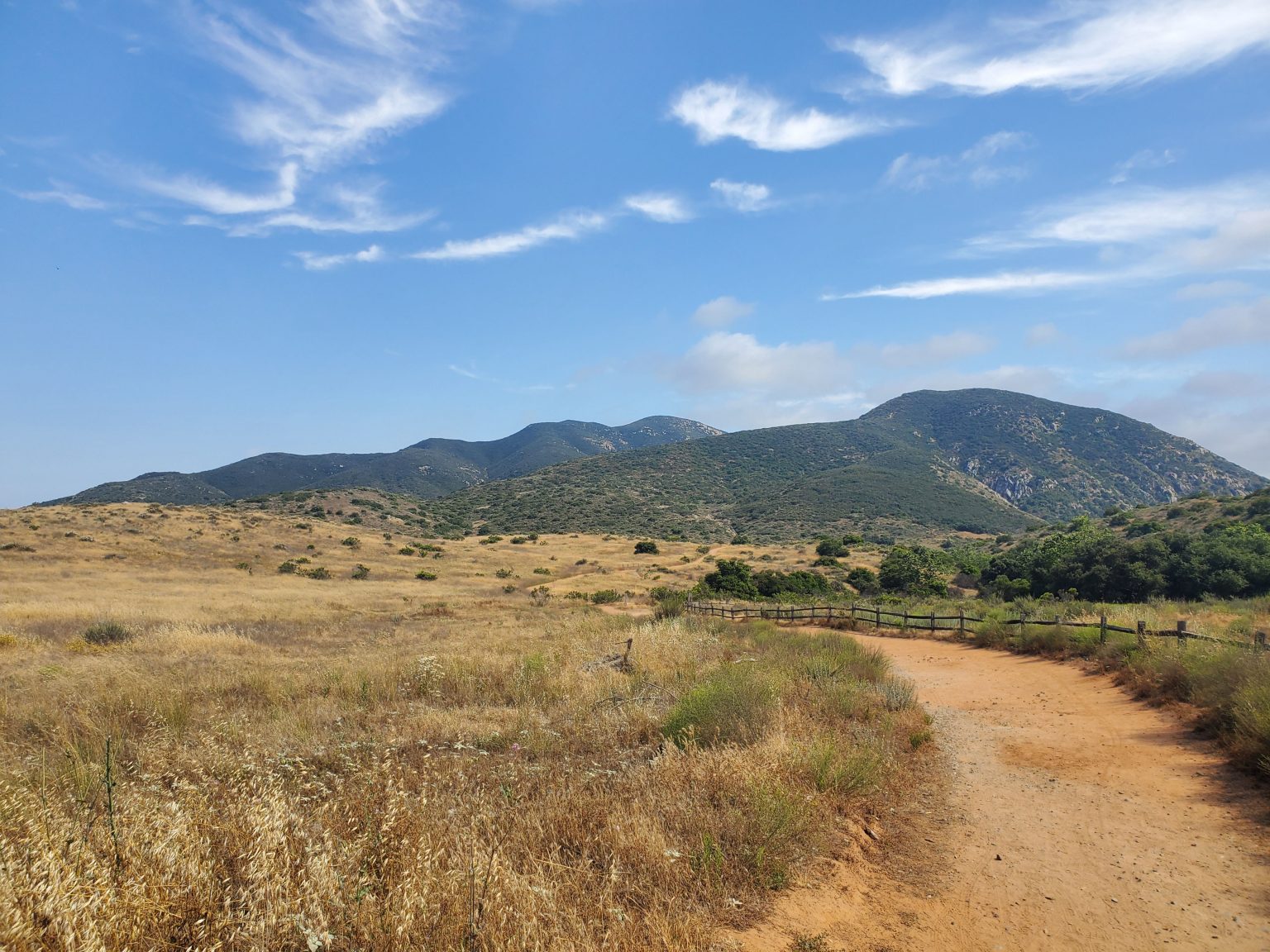 San Diego Hikes: Grasslands Loop at Mission Trails - Fun Diego Family